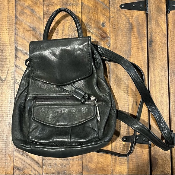 Fossil | Bags | Fossil Small Backpack Black | Poshmark